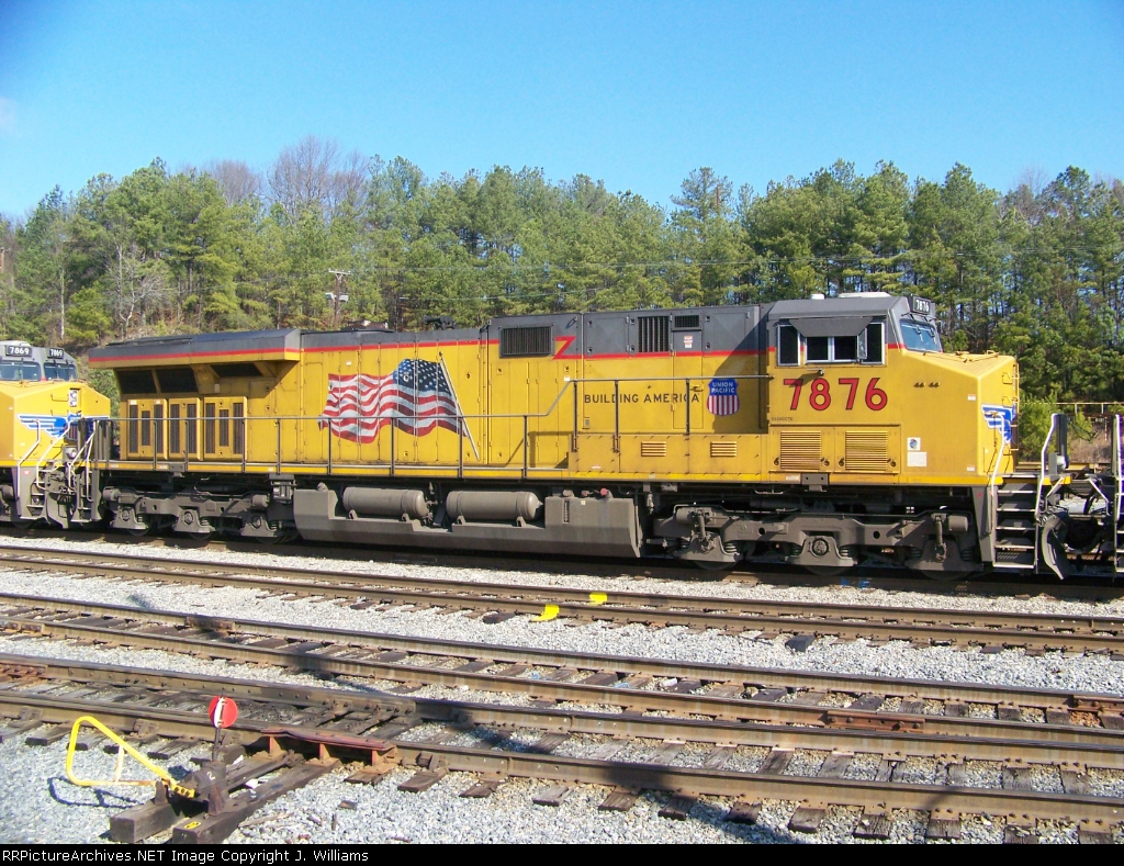 UP 7876 helper on I26